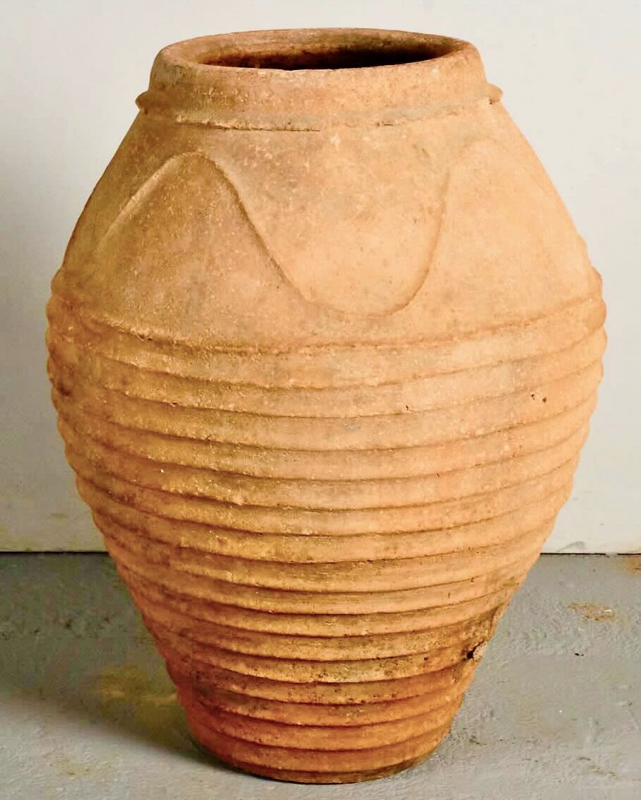 Large antique terracotta water jar with “waves” – Mediterrania Home
