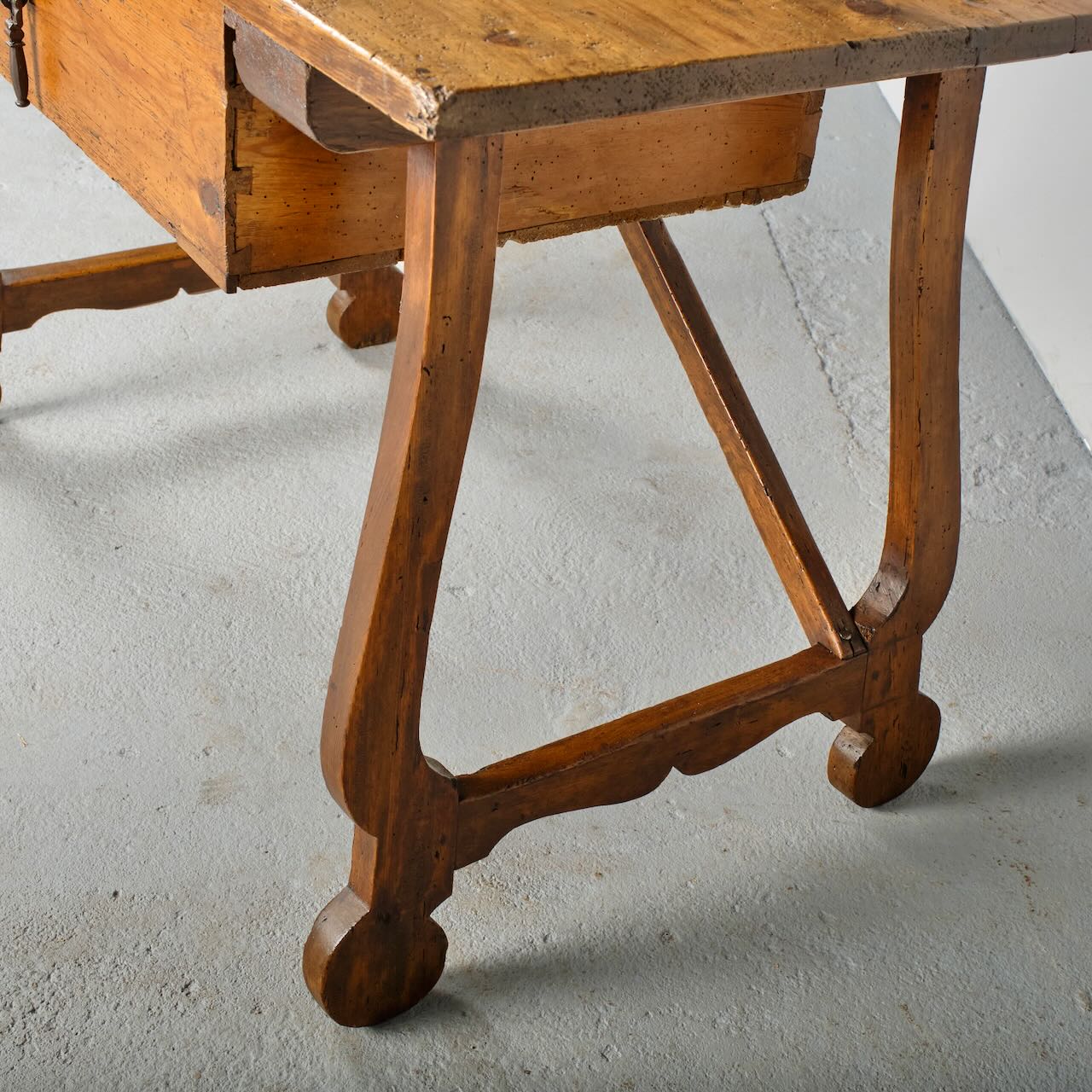 Antique lyre leg work table with drawer, pine – Mediterrania Home